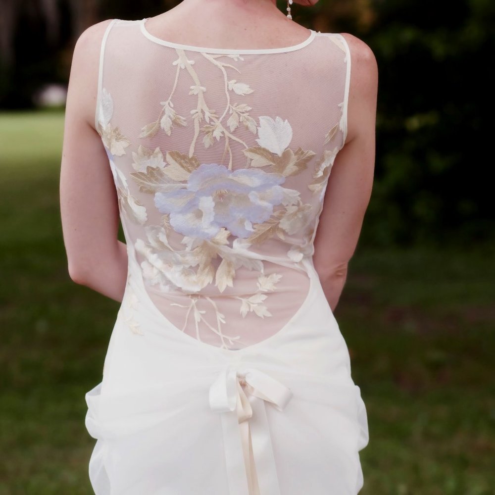 Claire Pettibone Willow Champagne Silk Embroidered We… - Gem
